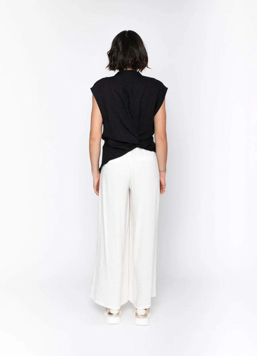 Blacklist - Alice Top (Black) – G & T on Grant